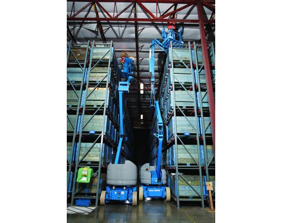 Genie 40ft Electric Narrow Knuckle Boom Lift for Hire & Sale